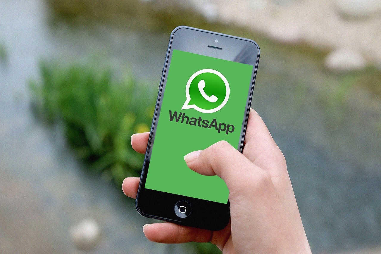 Comment espionner les messages WhatsApp ? Les astuces